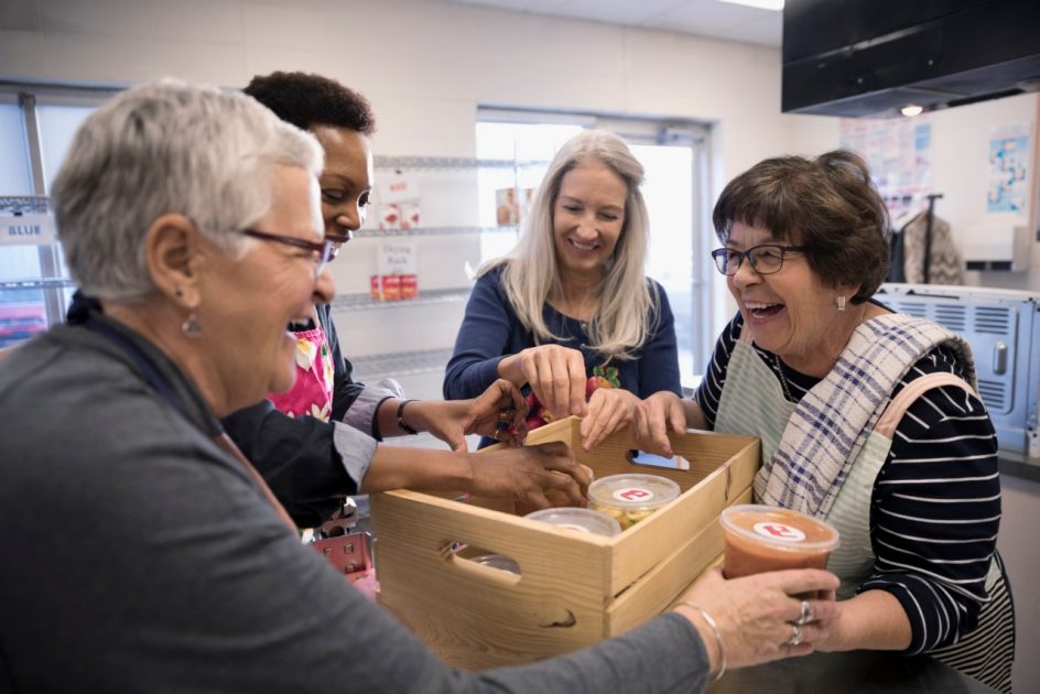 Why Doing Good is Good for You: 5 Unexpected Benefits of Volunteering ...